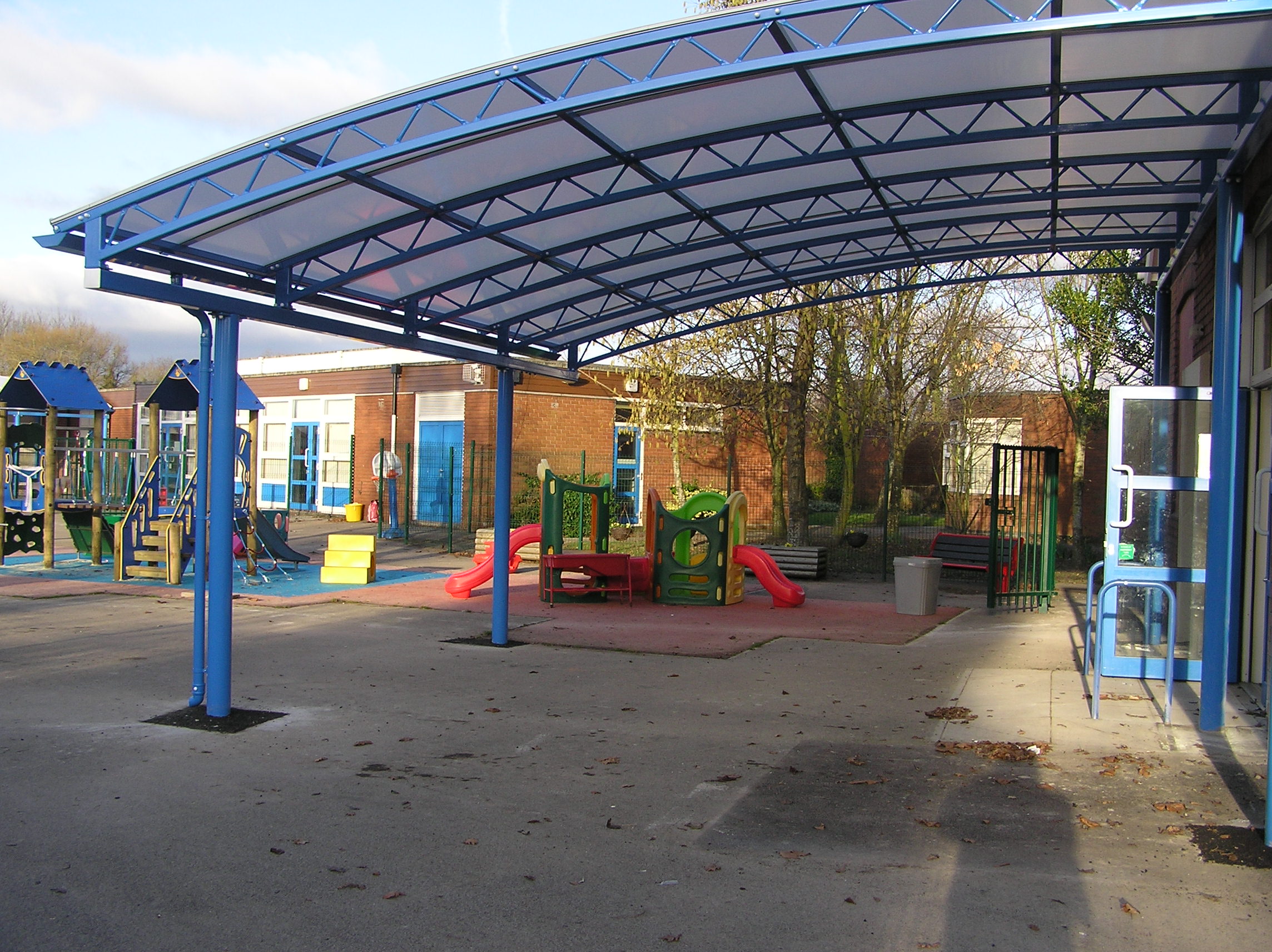 Lliswerry Primary School Outdoor Learning Playarea Shelter Clovis