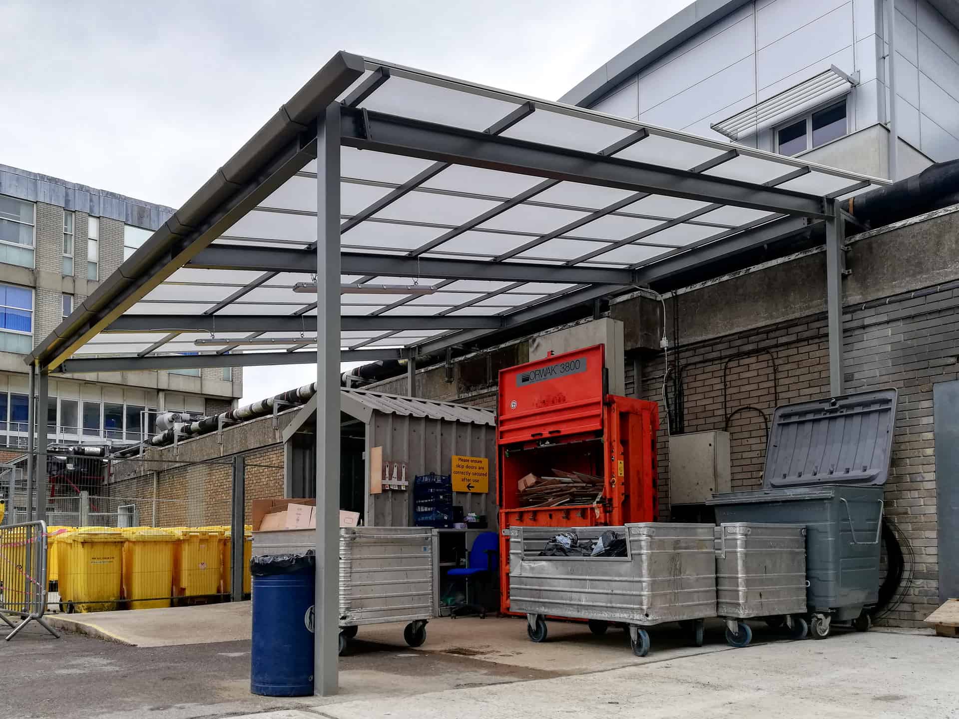 Basingstoke Hospital - Keston Mono-pitch Canopy - Clovis Canopies